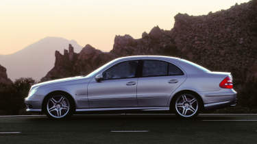 Mercedes-Benz E55 AMG (W211, 2003 - 2006): review, specs and buying guide | evo